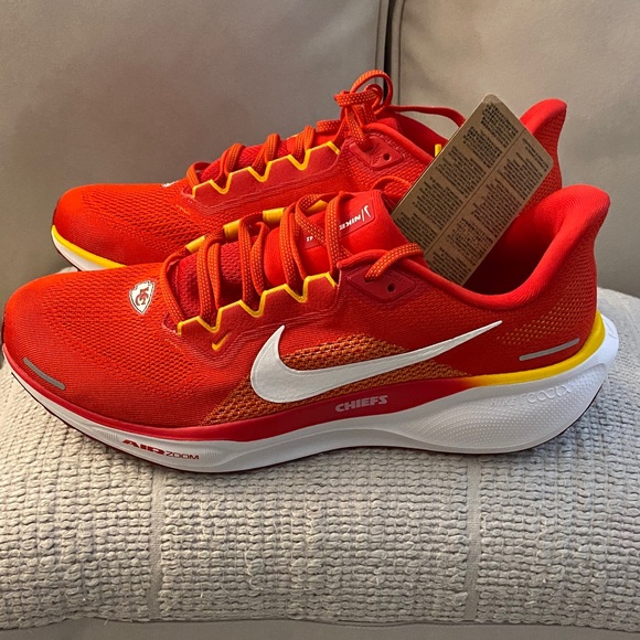 Nike | Shoes | New Mens Nike Air Zoom Pegasus 4 Nfl Kansas City Chiefs ...